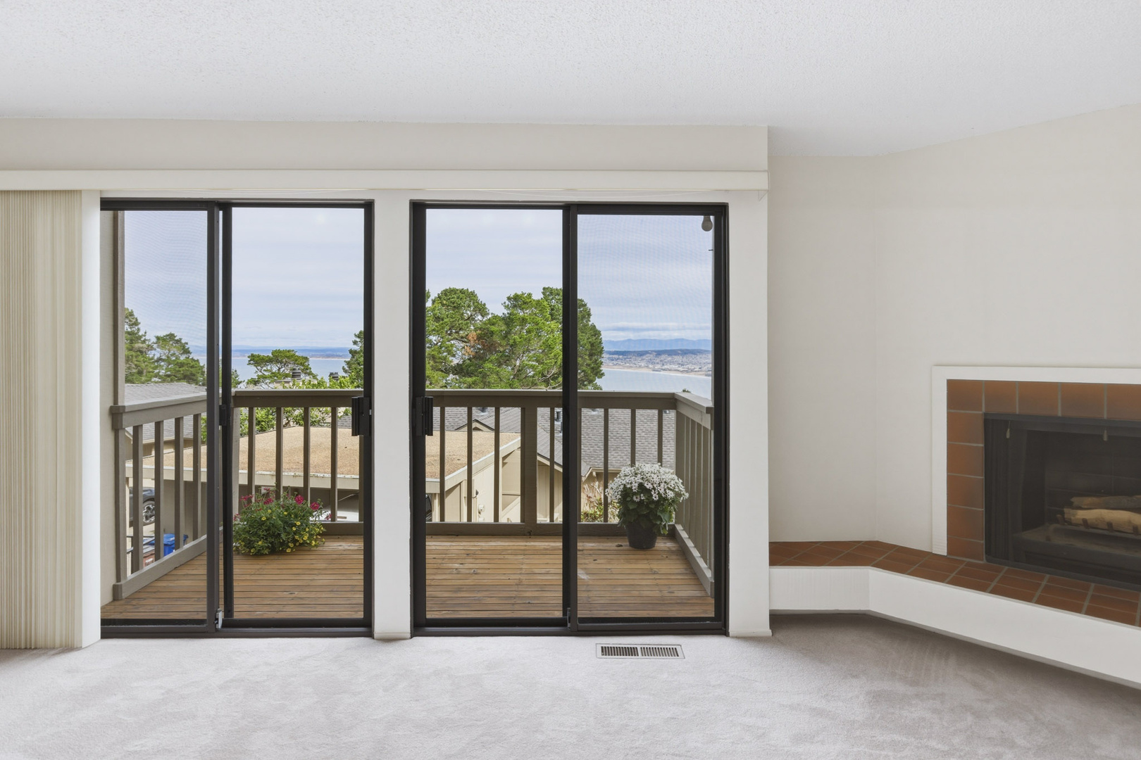 70 Forest Ridge Road #30, Monterey, CA 93940 | $800,000 | MLS # ...